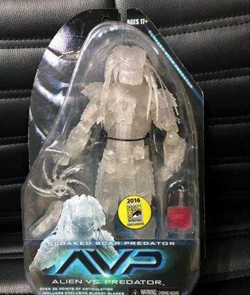 Neca AVP Cloaked Scar Predator в блистере