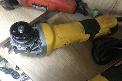 Болгарка Dewalt DWE4257, арт 8732101401