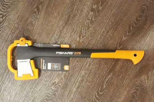 Топор fiskars X17