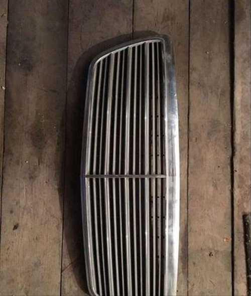 Решётка радиатора (Mercedes Benz E W210 рест 1999