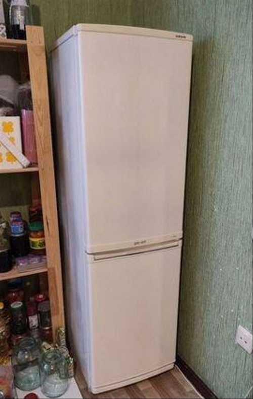 Холодильник Samsung Cool n Cool