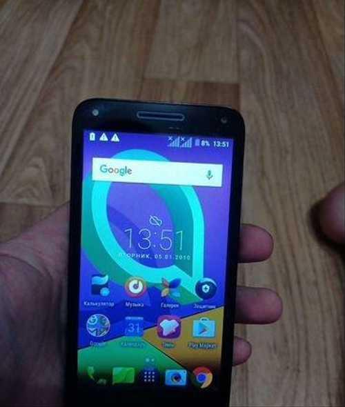 Телефон Alcatel 4047D
