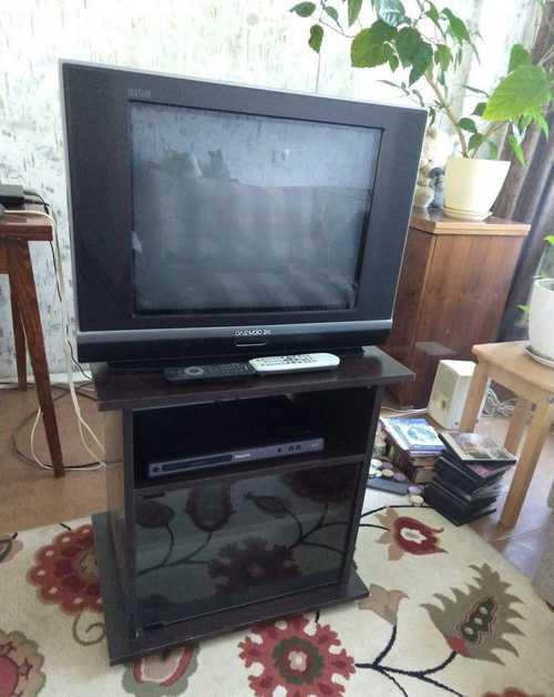 Телевизор + DVD плеер + тумба