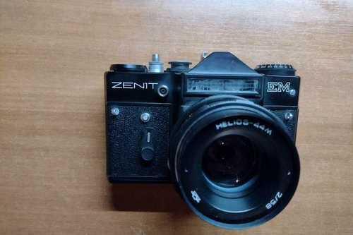 Фотоаппарат Zenit EM