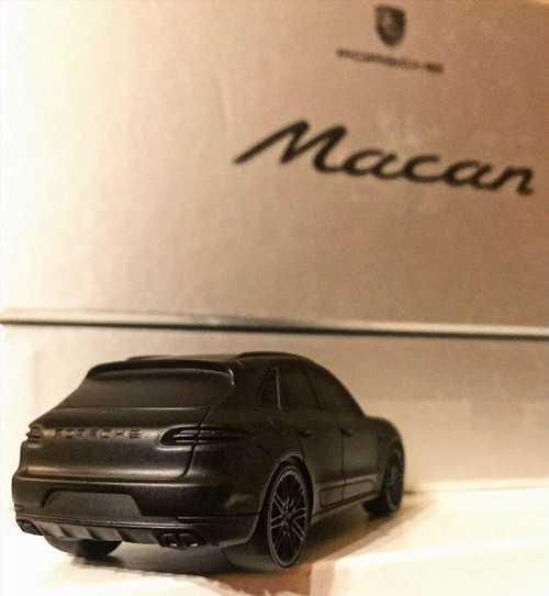 Модель Porsche Macan