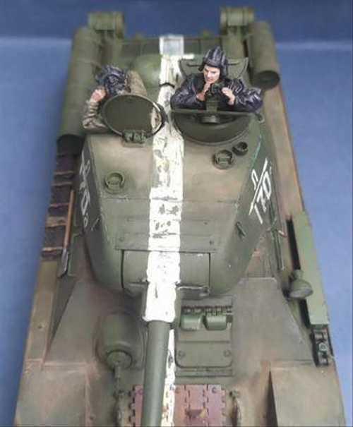 Модель танка Т-34/85 в масштабе 1/35