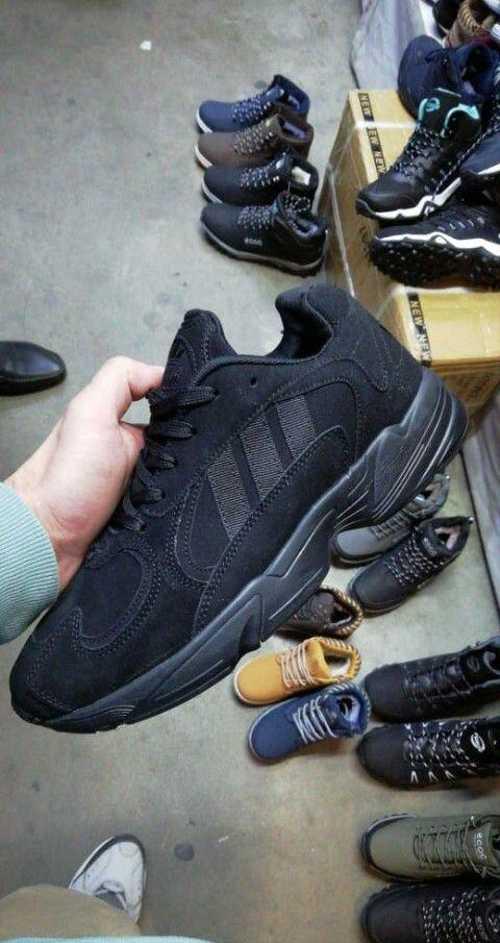Кроссовки Adidas Yang 1