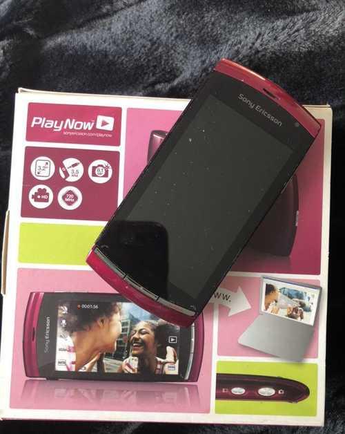 Телефон Sony Ericsson vivaz u5i