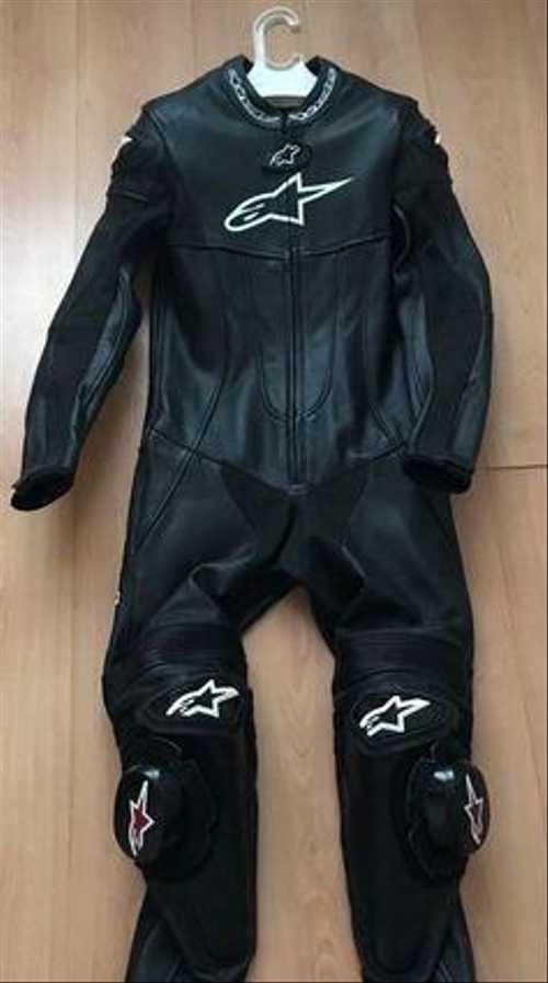 Мотокомбенизон слитный Alpinestars