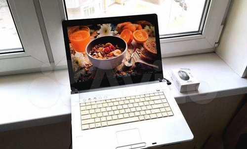 Ноутбук Sony Vaio 15.5" + Беспроводная Мышь