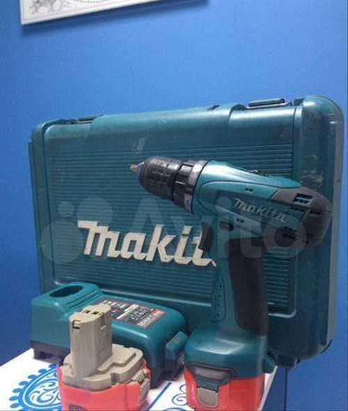 Шуруповерт Makita 6271D + 2 акб 12V