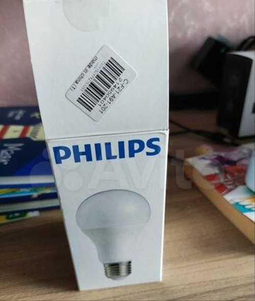 Умная лампа Philips