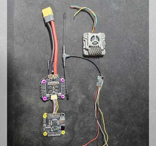 Полетный контполер FPV (ESC/RF/VTX)
