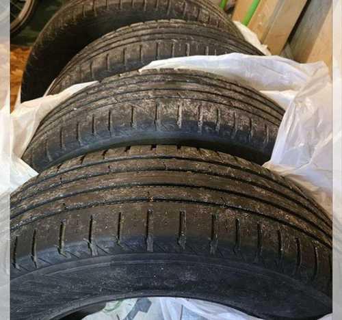 Nokian Tyres Hakka Blue 2 SUV 215/70 R16