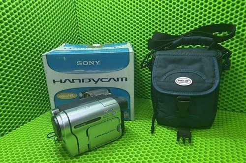 Видеокамера Sony CCD-TRV238E