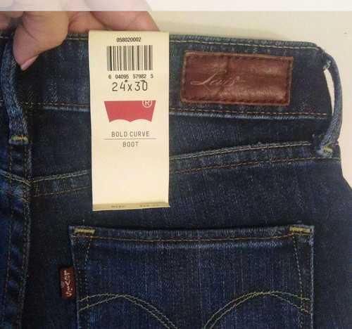 Джинсы женские новые levis 24*30