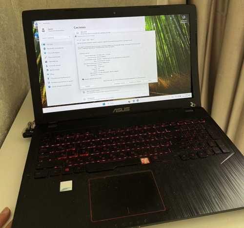 Продаю хороший, игровой ноутбук Asus FX553V