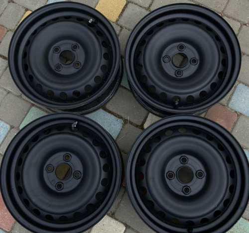 Диски штапованные R15 4x100