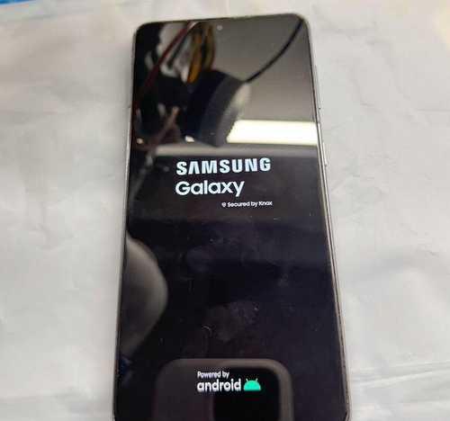 Samsung Galaxy S21, 8/256 ГБ