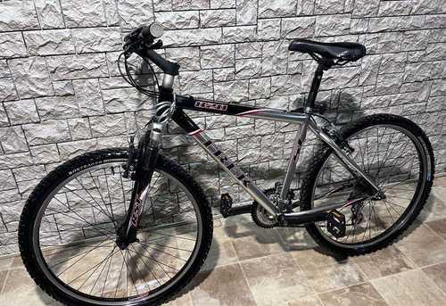 Горный велосипед Trek 820 ST/Рама M (Shimano)