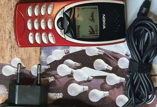 Nokia 8210