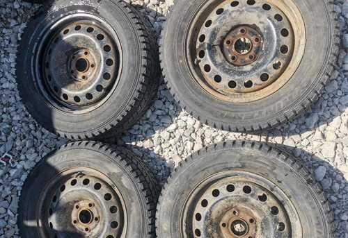 195/65 R15 Dunlop SP Winter ICE 01 Зима Штампованн