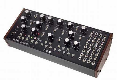 Moog Mother-32