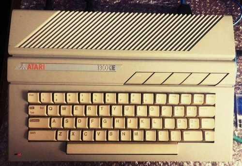 Ретро компьютер Atari 130XE