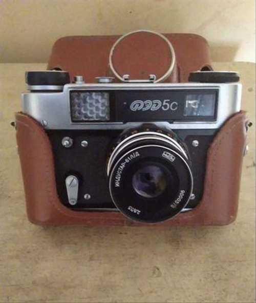 Пленочный фотоаппарат фэд5с