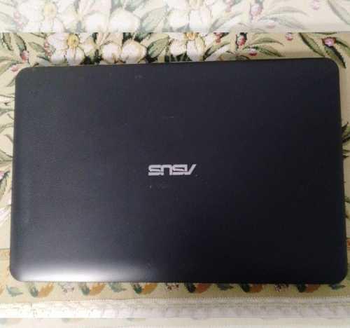 Ноутбук asus X554L