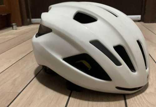 Шлем велосипедный Specialized