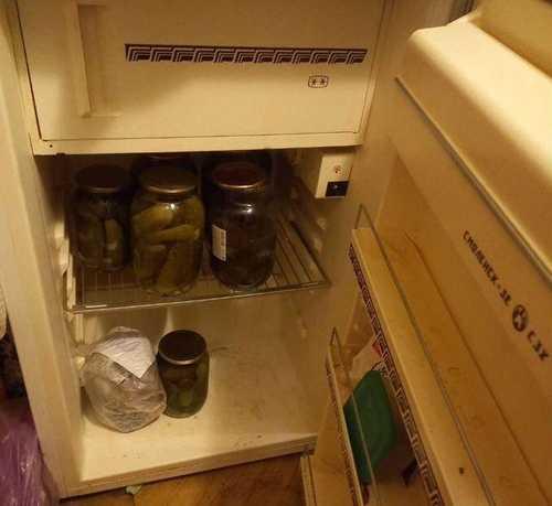 Холодильник бу Смоленск 3е