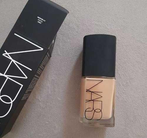 Тональный крем nars