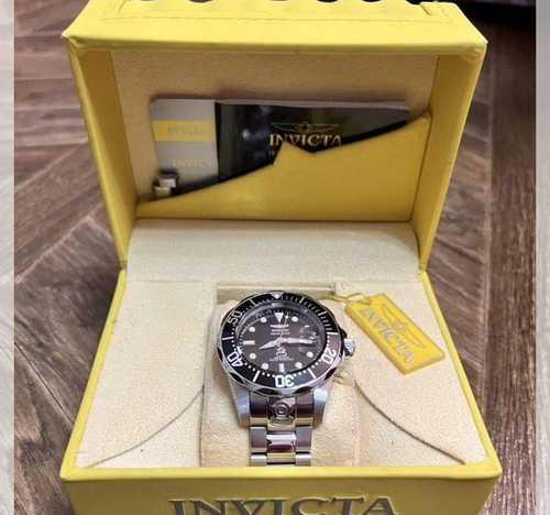 Мужские наручные часы invicta