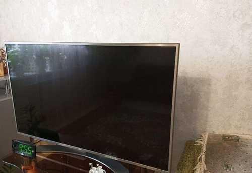 Телевизор LG 49UH676V