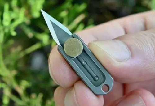Мини-нож брелок из титана EDC