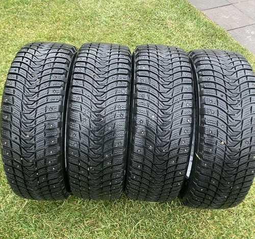 Michelin X-Ice North 3 205/55 R16 94T