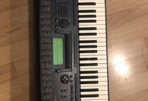 Yamaha psr 520