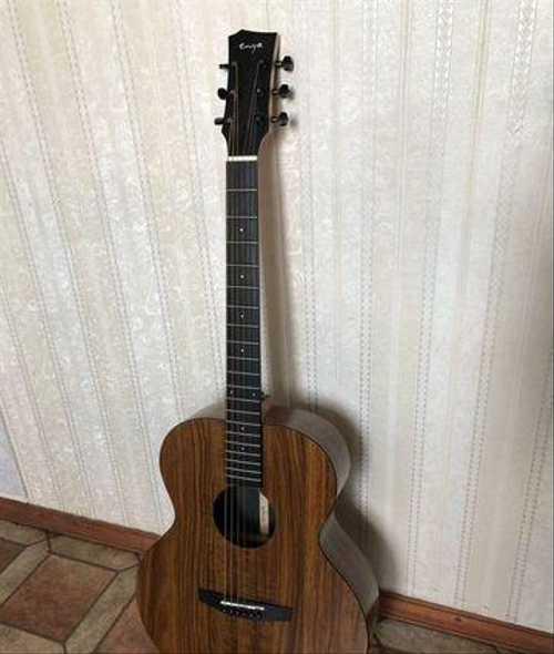 Акустическая гитара