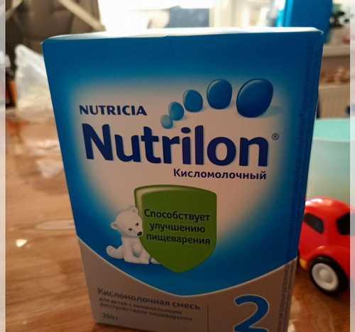 Смесь Nutrilon 2 кисломолочный