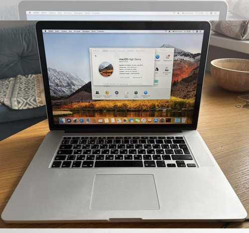Apple macbook pro 2015 late retina 15