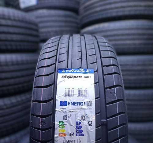 Triangle EffeXSport TH202 265/30 R19 93Y