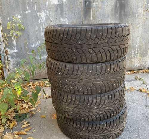 Triangle TR757 215/45 R17