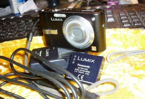 Компактный фотоаппарат Lumix