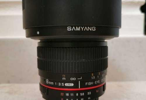 Samyang 8mm f/3.5 Nikon F