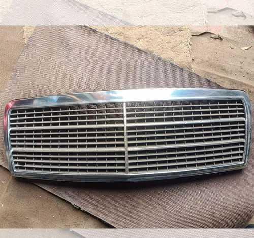 Решетка радиатора mercedes
