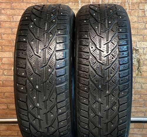 Tigar Ice 215/55 R17