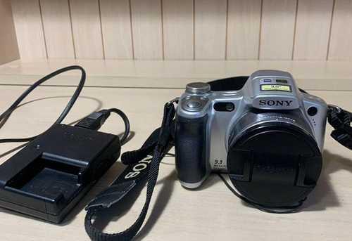 Зеркальный фотоаппарат sony DSC-H50