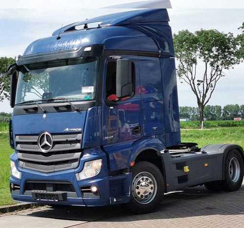 Pазбираем грузовик Mercedes-Benz Actros mpiv с 201