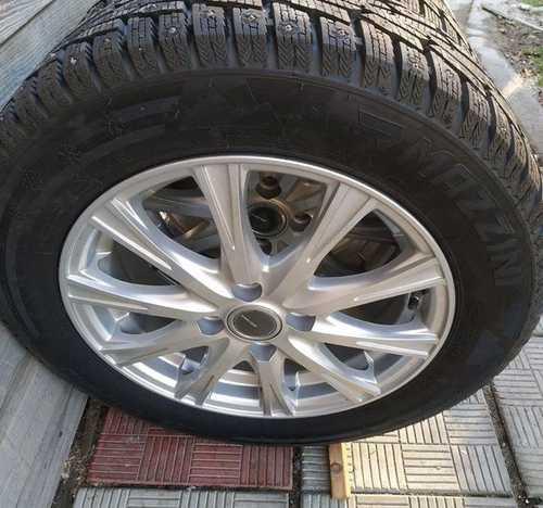 Mazzini Ice Leopard 185/65 R15 92T